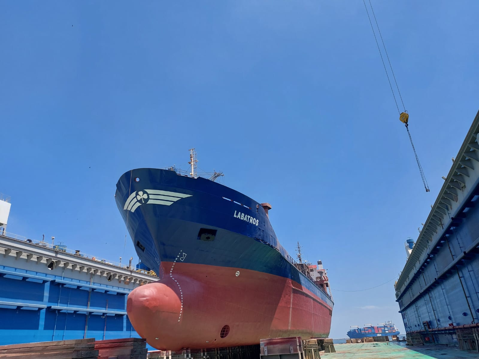 SCA - Docking L’ABATROS general cargo on the floating dock 35000 tons ...