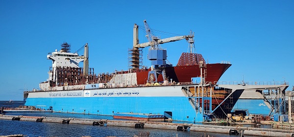SCA - Docking (MSC IRA II)Container Ship on the floating dock25000ton