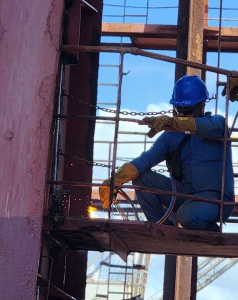 SCA - Docking (MSC IRA II)Container Ship on the floating dock25000ton